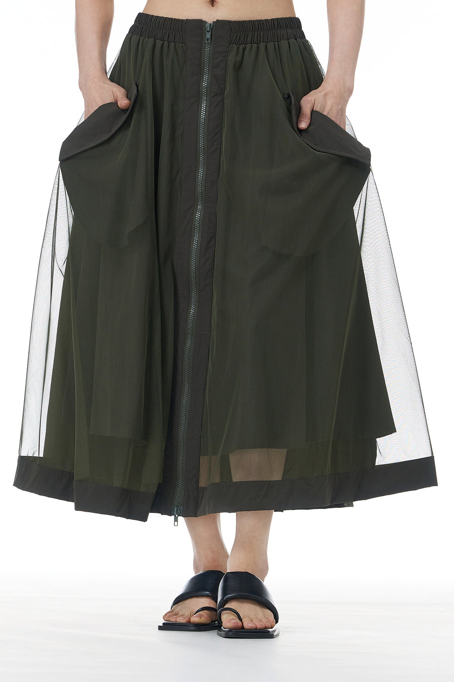 Streetwear for Women: Casual & Chic Apparel by NoLabels - Nolabels.in