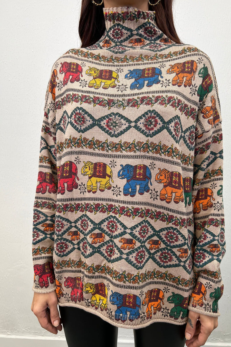 Stylish Women's Jumpers: Designer, Knitted & Party Wear - Nolabels.in