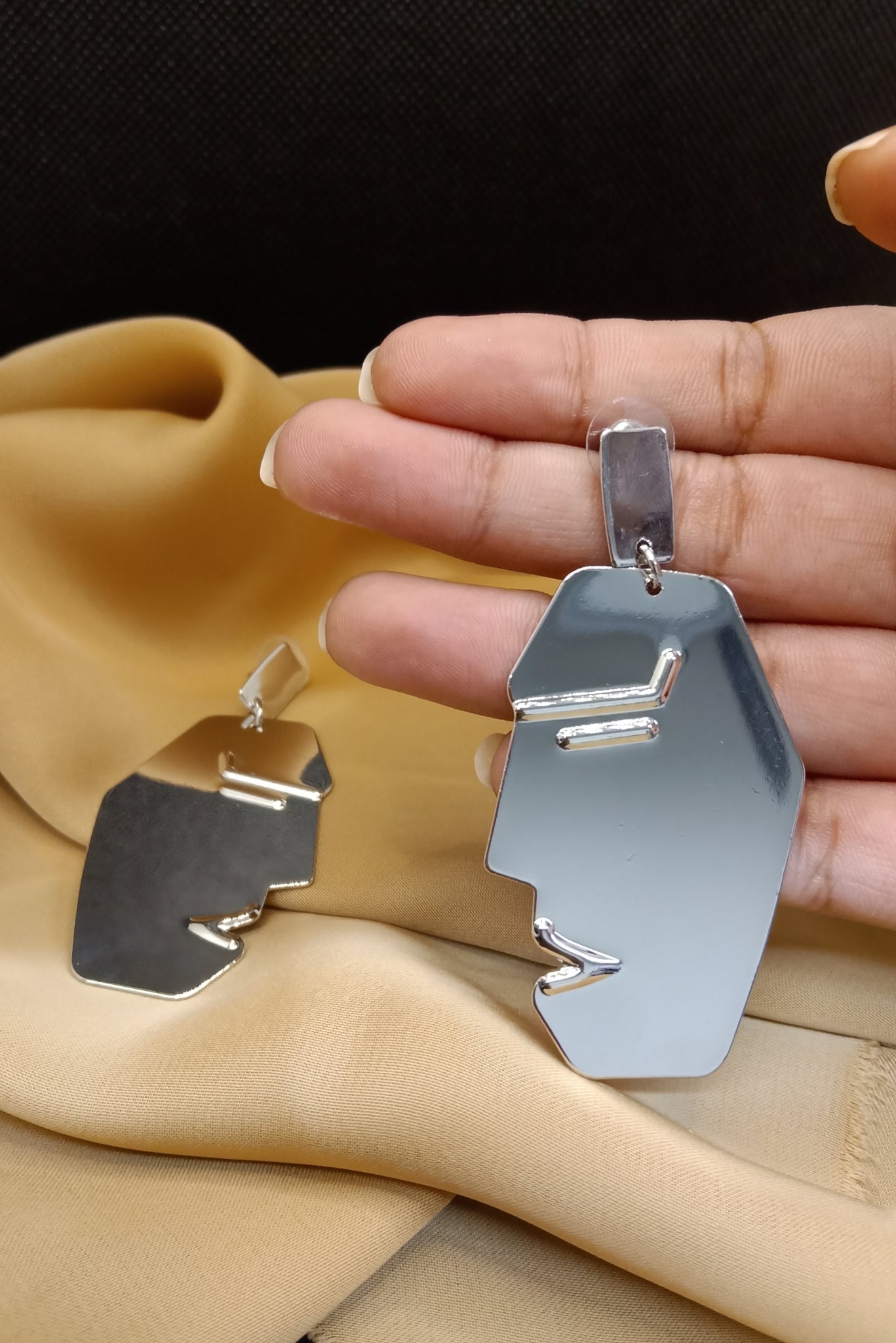 Silver Abstract Face Earrings - Unique Artistic Jewelry - Nolabels