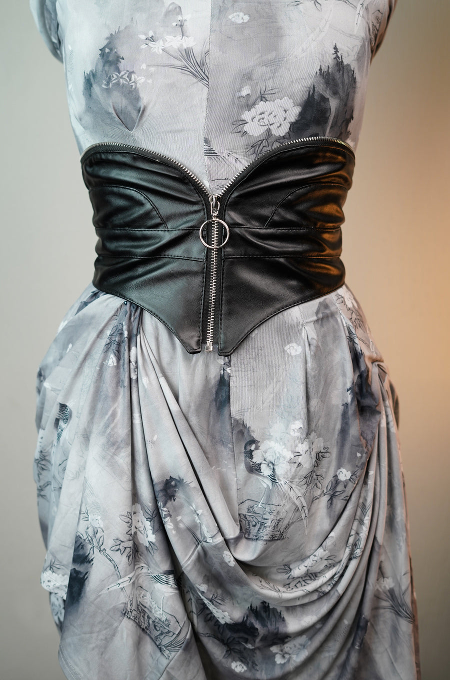 Stylish Belts for Women Online | Leather and Belt Bags - Nolabels.in