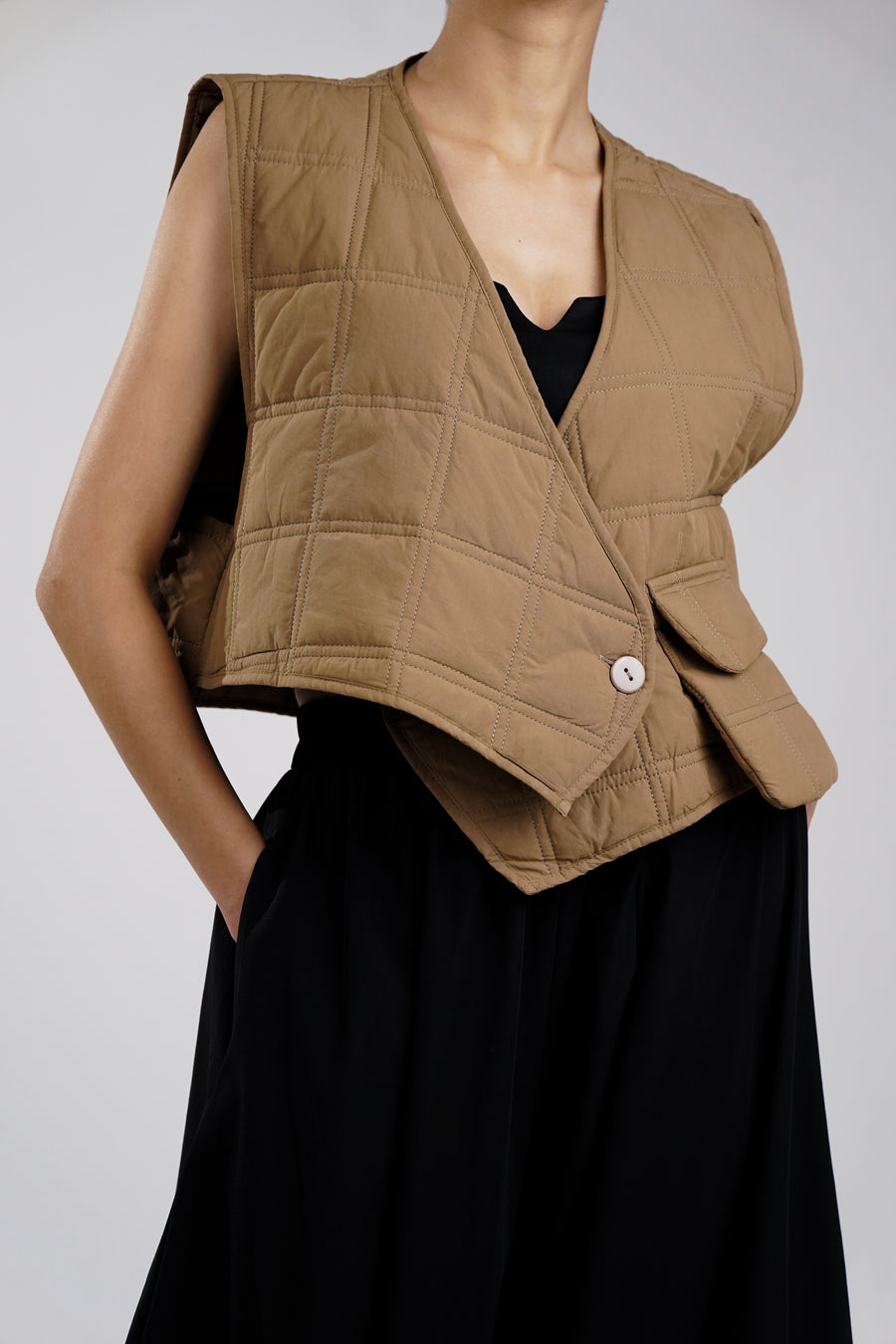 Stylish Half Jackets for Women - Sleeveless to Woolen – Nolabels