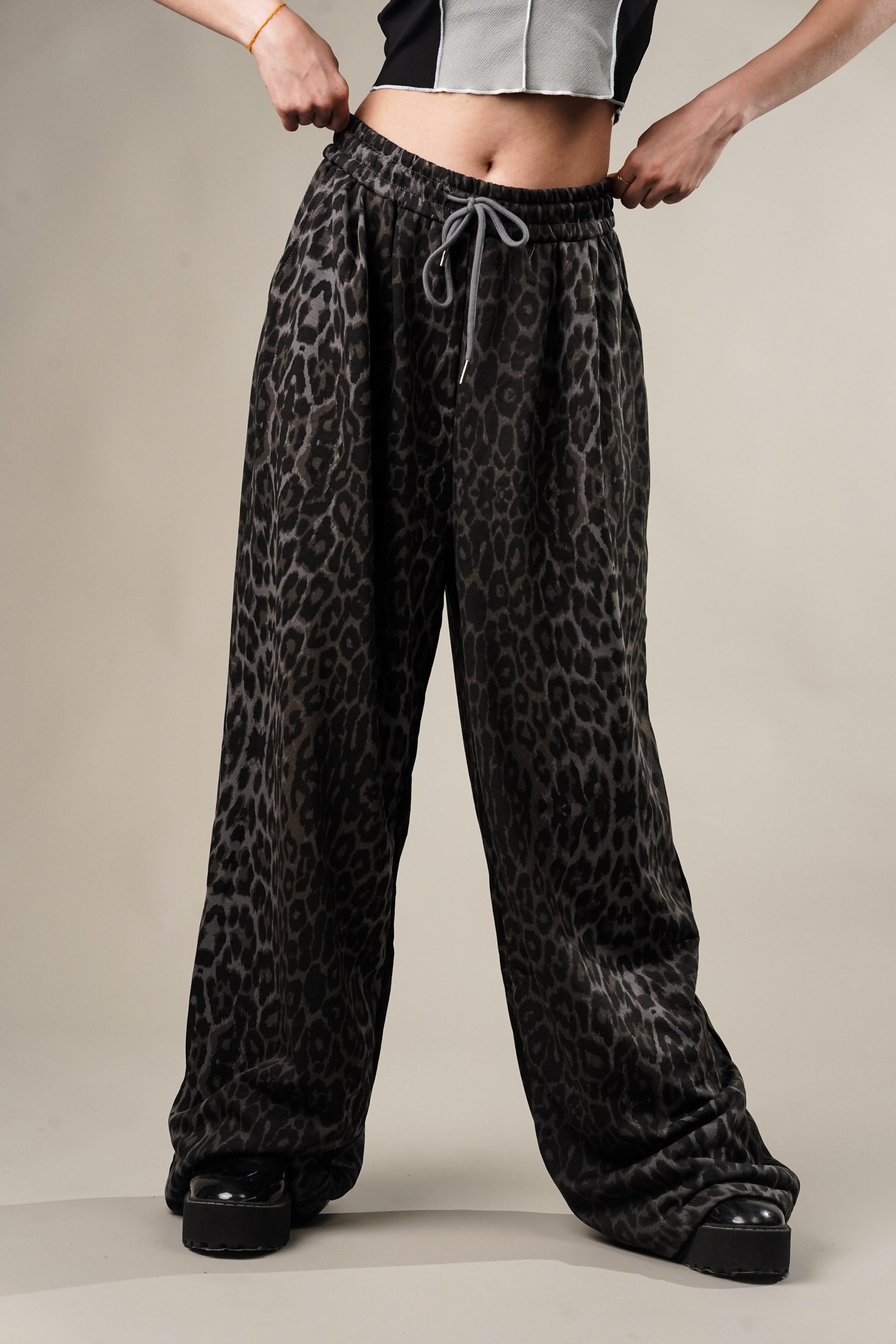 Stylish Thundercat Leopard Print Wide Leg Sweatpants - Nolabels