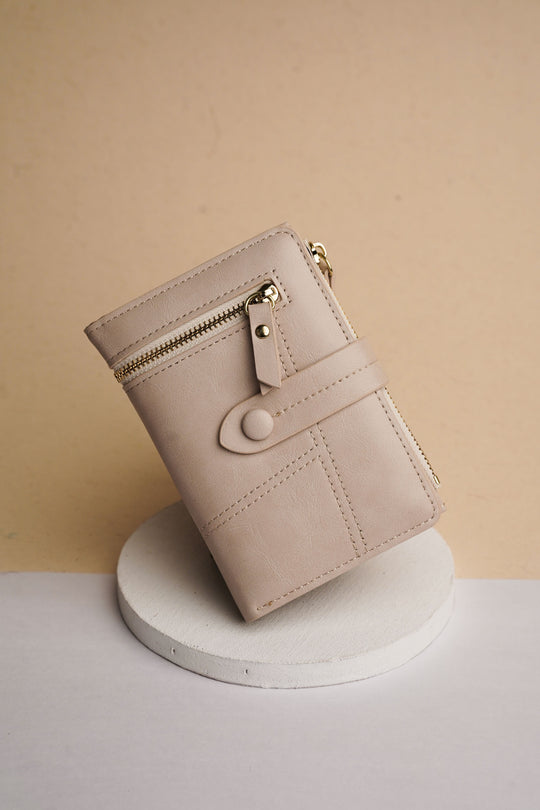 Designer Bags For Women - Explore Totes, Sling, Leather & More ...